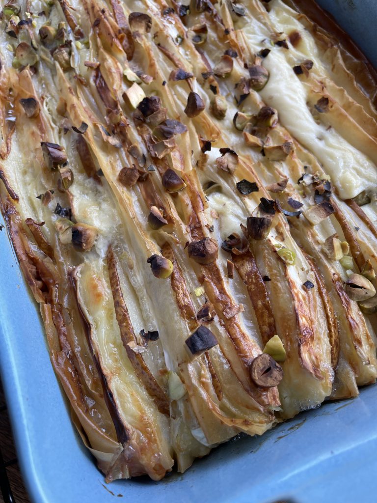Tarta Salada con pasta filo, queso y peras - La cuina dels Peris
